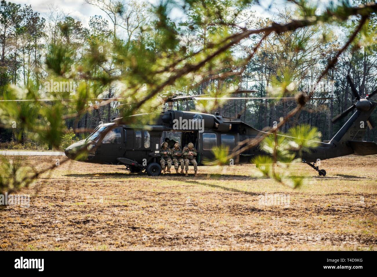 (FORT BENNING, Ga) - Soldiers conduct pathfinder training at the ...