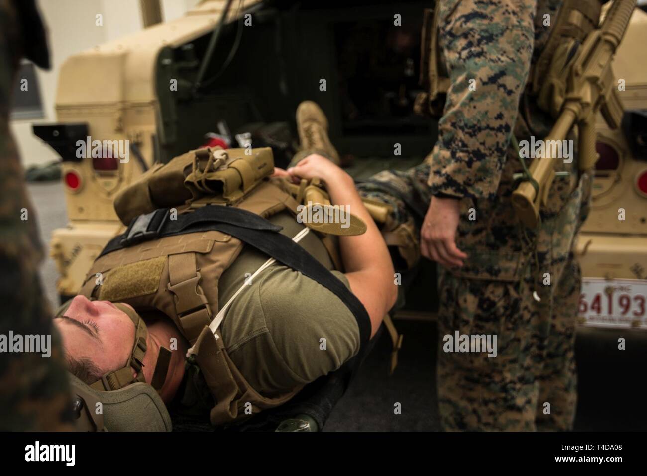 U.S. Marines with 3rd Reconnaissance Battalion, 3rd Marine Division ...