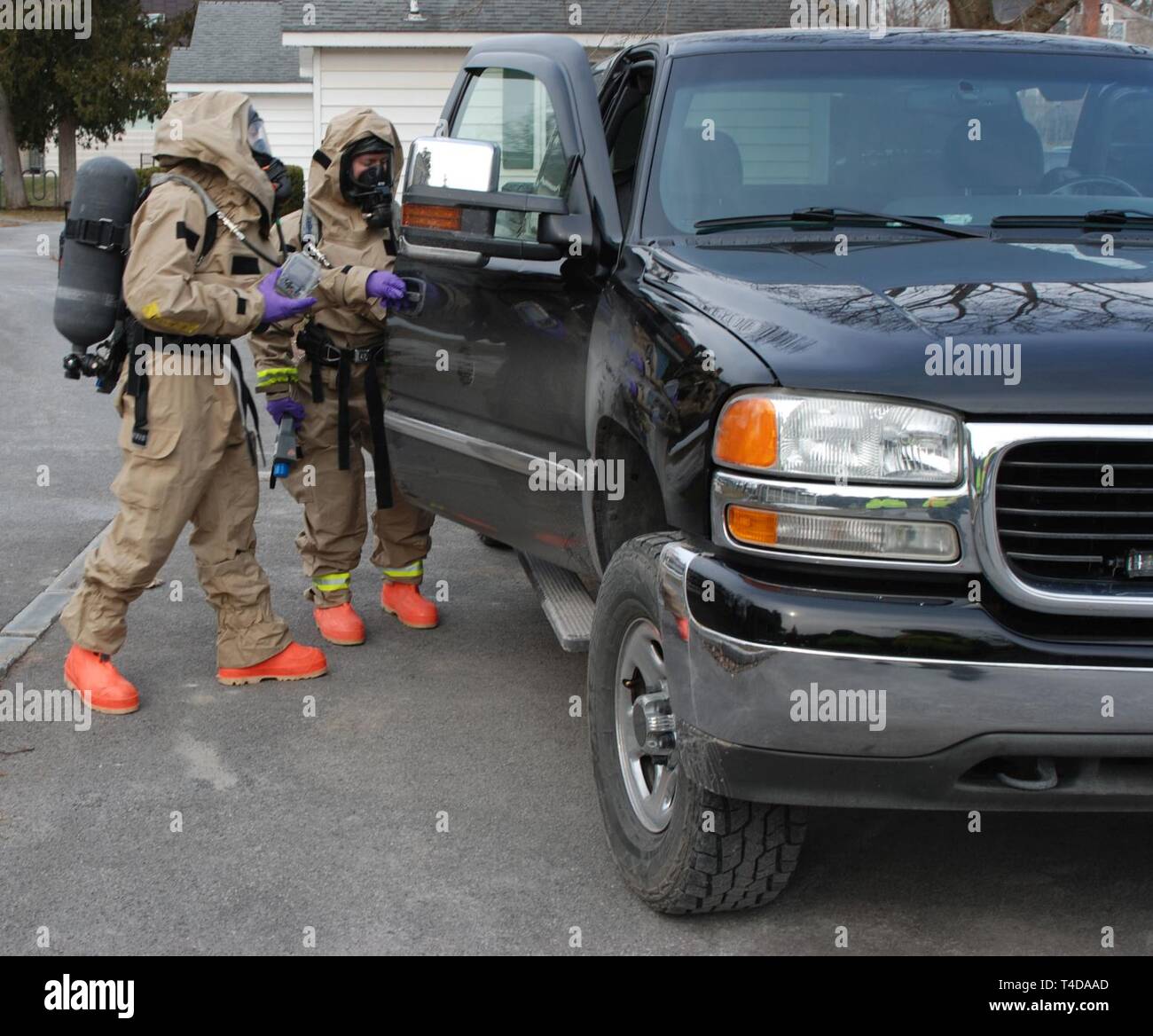 New York Army National Guard Staff Sgt. Sean Durst and Sgt. Madalena ...