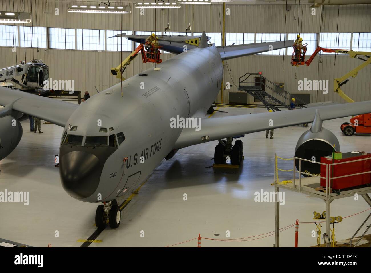 185th maintenance group hi-res stock photography and images - Alamy