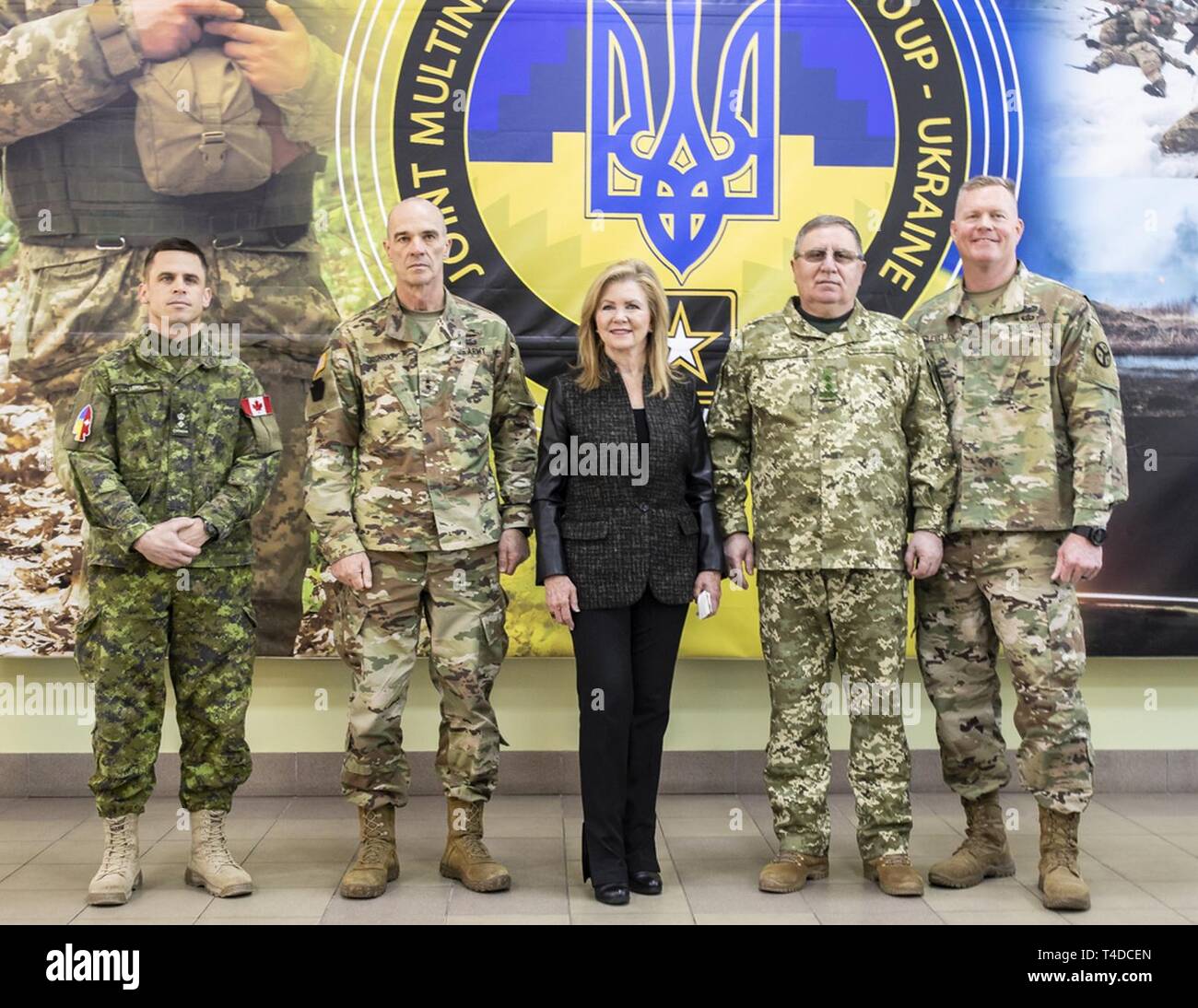 U.S. Senator, Marsha Blackburn (center) poses for a picture with (from ...