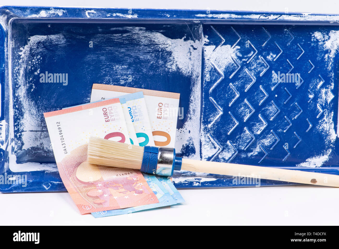 Work painting money hi-res stock photography and images - Alamy
