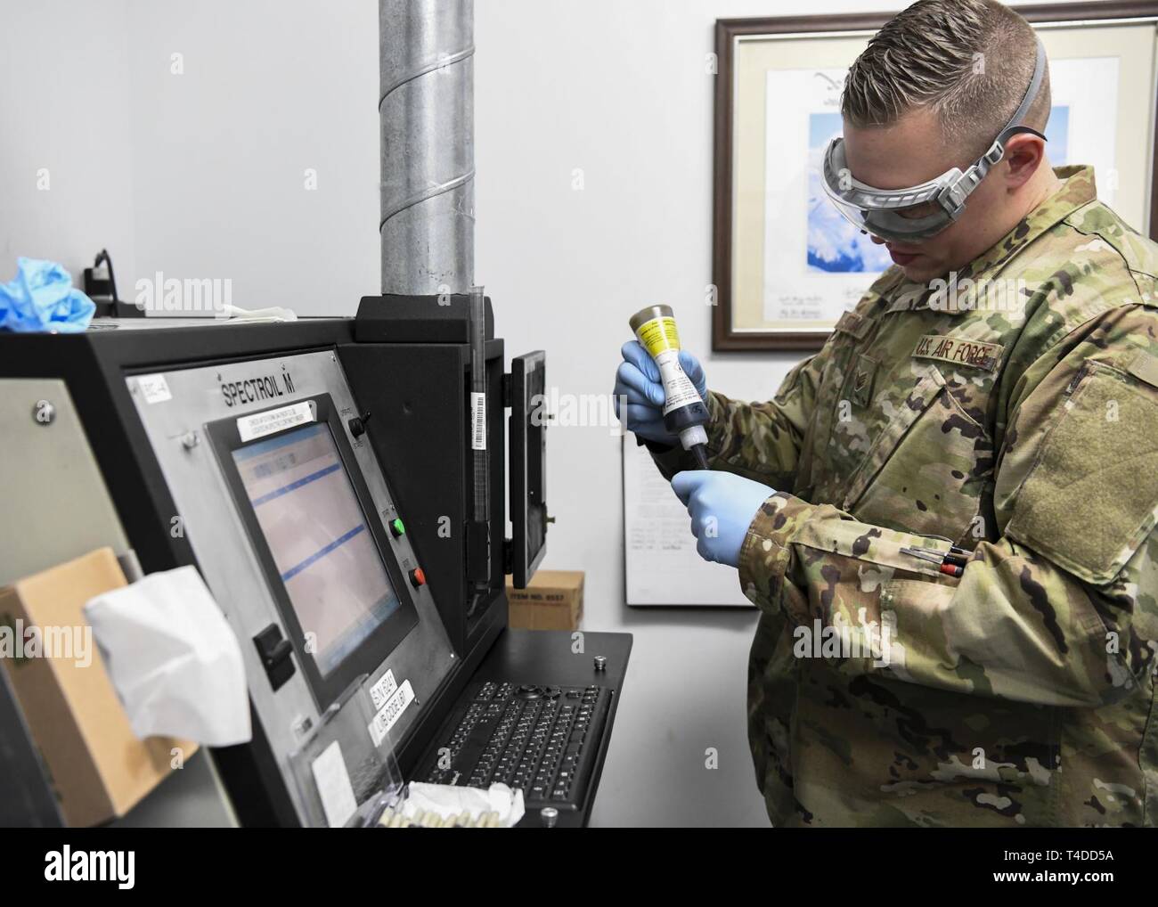 Magnetism can hi-res stock photography and images - Alamy