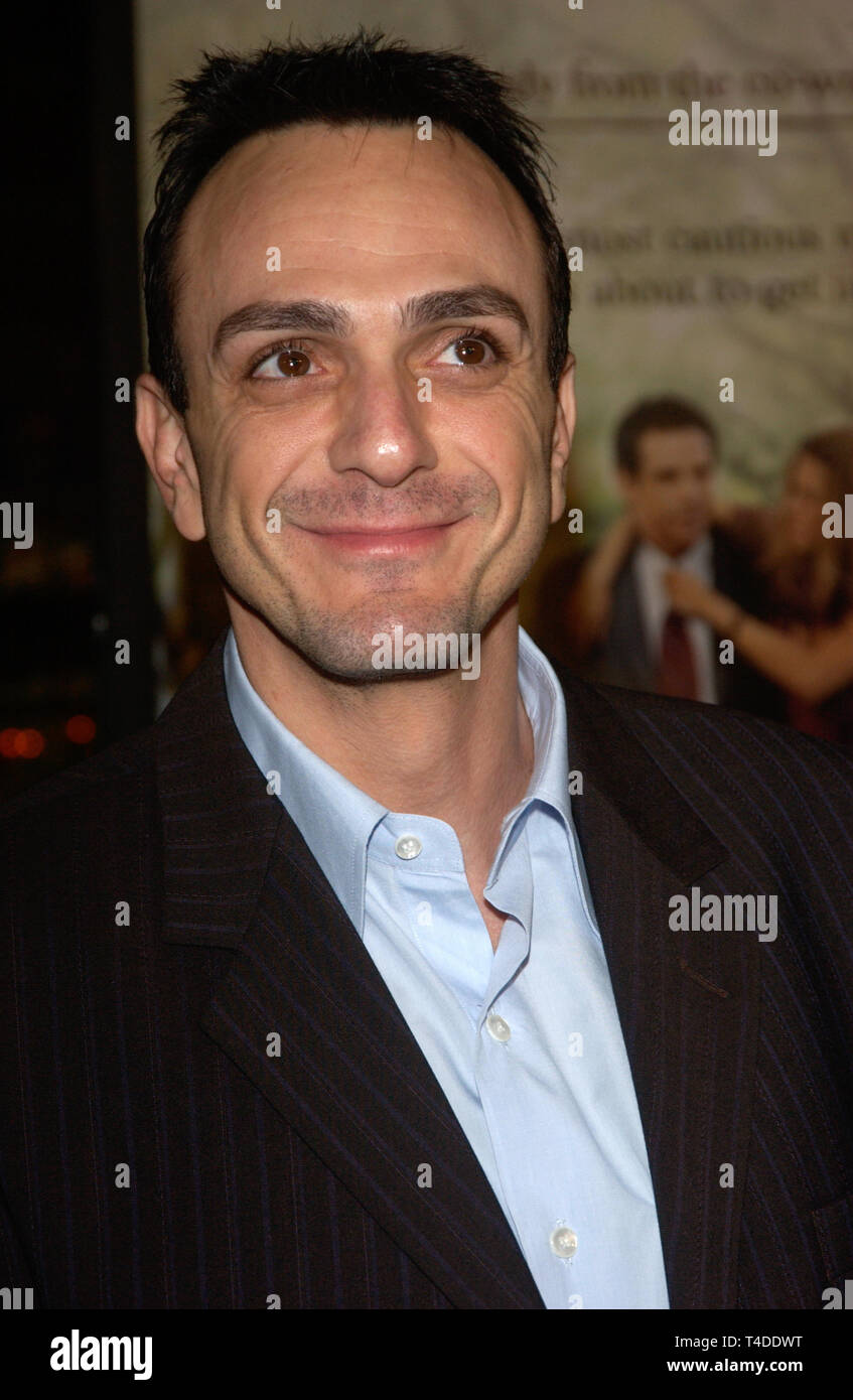 LOS ANGELES, CA. January 12, 2004: Actor HANK AZARIA at the world ...