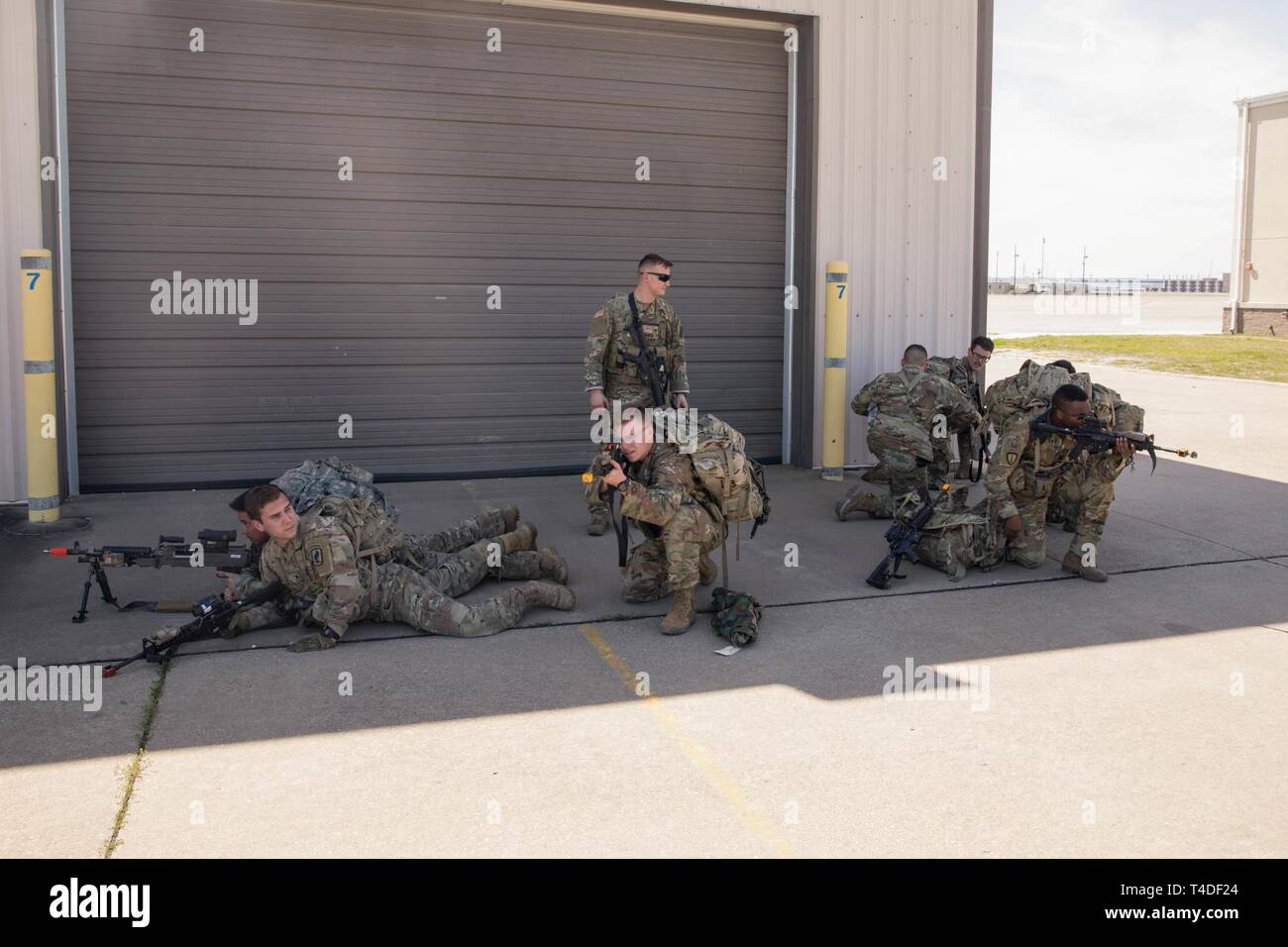 Texas army national guard 1st battalion airborne hi-res stock ...