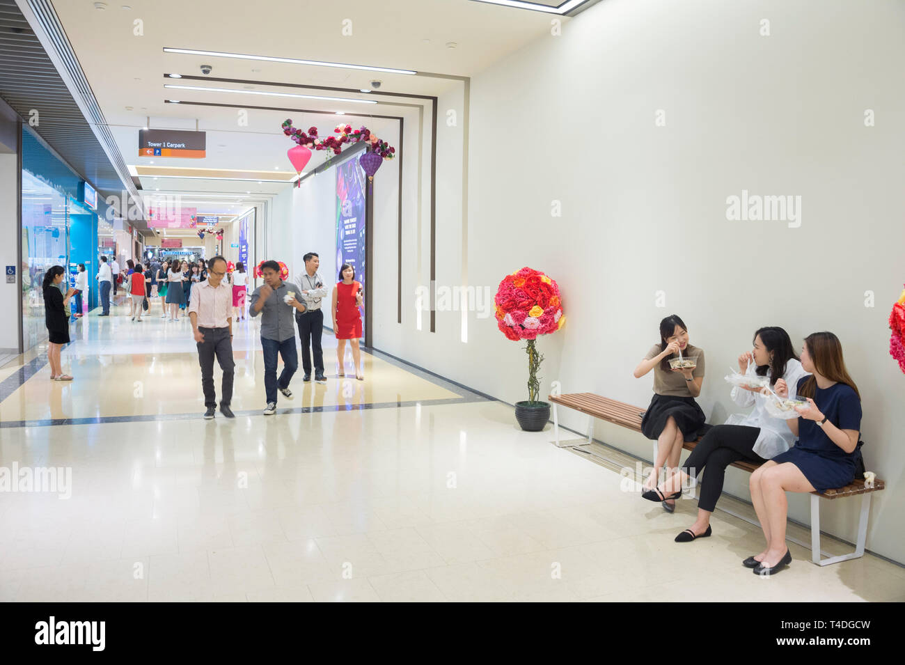 Fast food court hi-res stock photography and images - Alamy