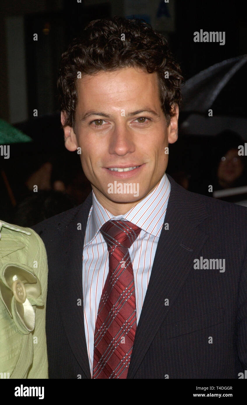 LOS ANGELES, CA. February 02, 2004: Actor IOAN GRUFFUDD at the world ...