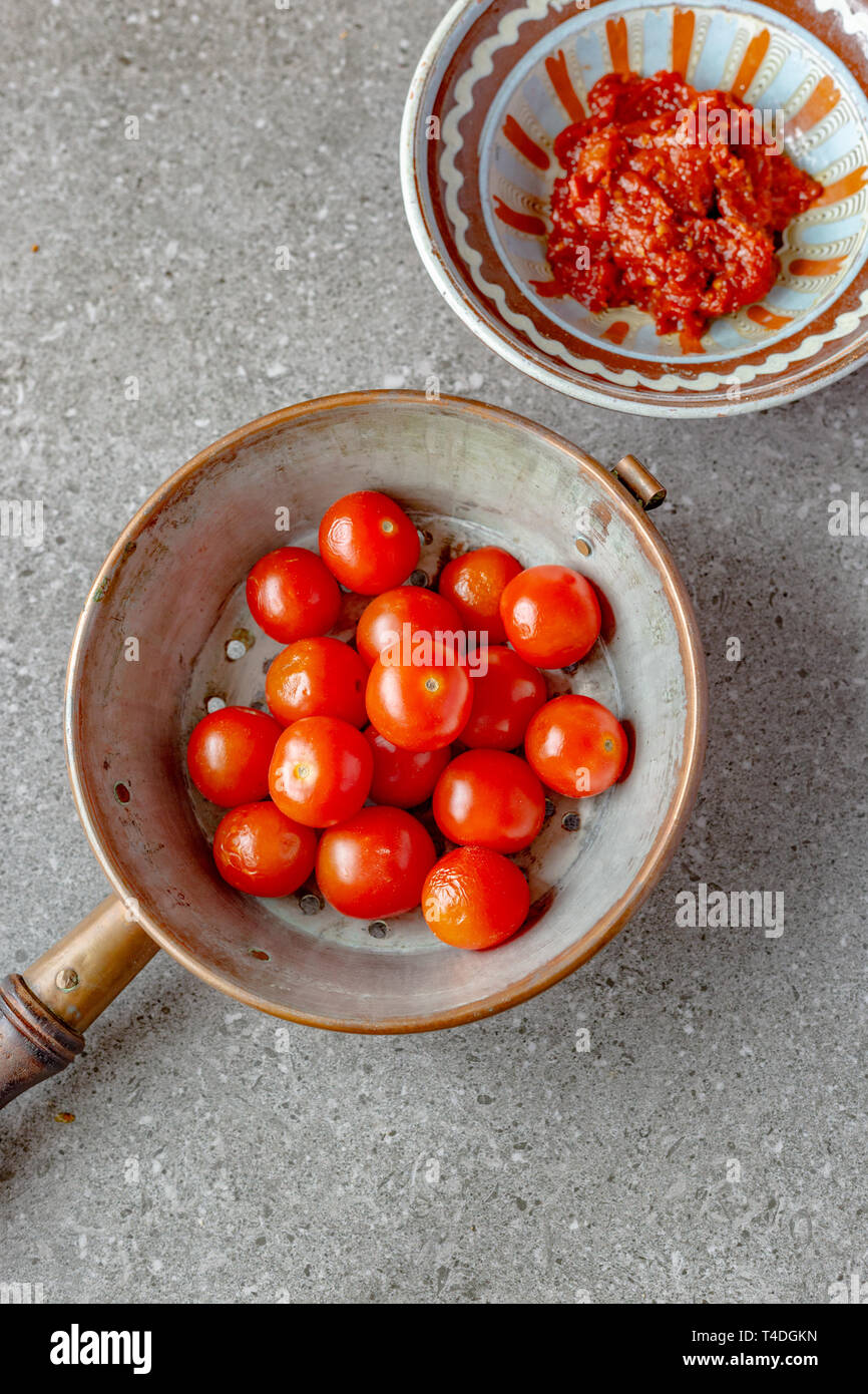 Pureed tomatoes hi-res stock photography and images - Alamy