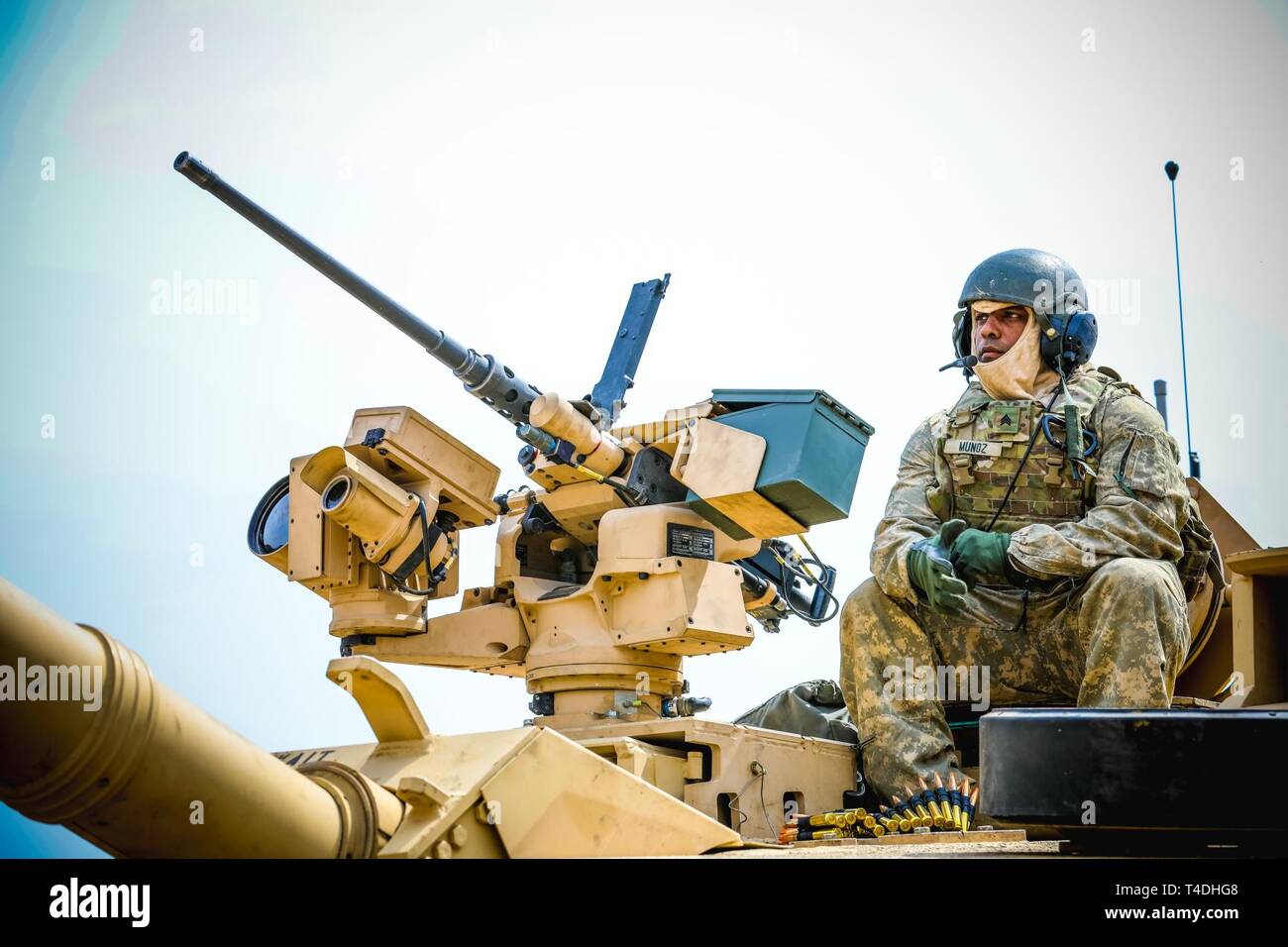 RODRIGUEZ LIVE FIRE COMPLEX, Republic of Korea -- Sgt. Luis Munoz, a ...