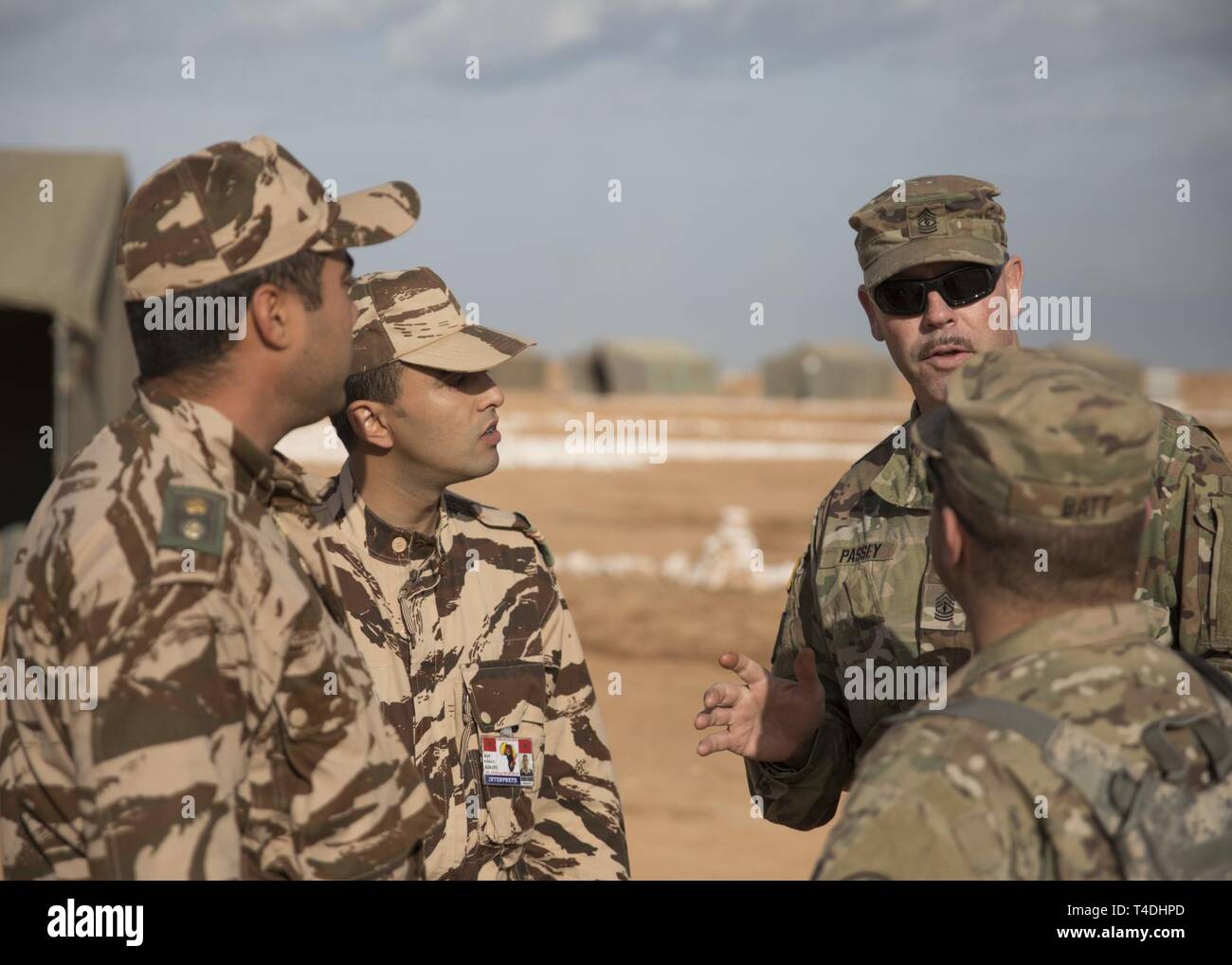 Royal regiment regiments of artillery hi-res stock photography and images - Alamy