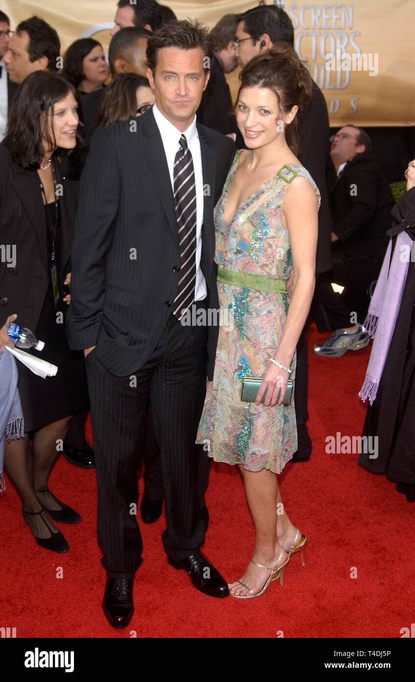 LOS ANGELES, CA. February 22, 2004: MATTHEW PERRY & girlfriend at the ...