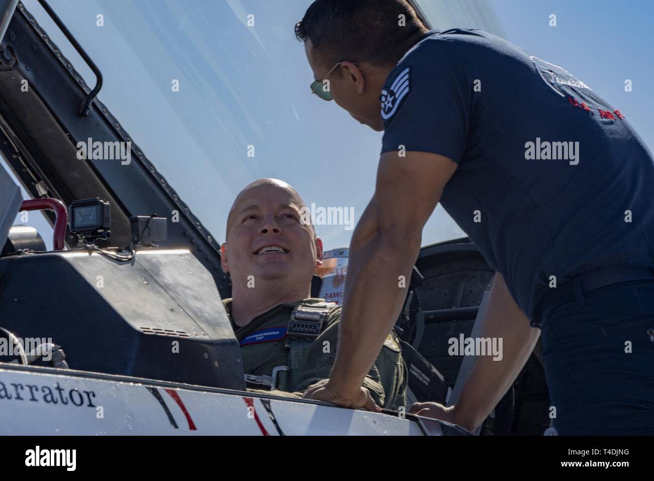 Final instructions by couch hi-res stock photography and images - Alamy