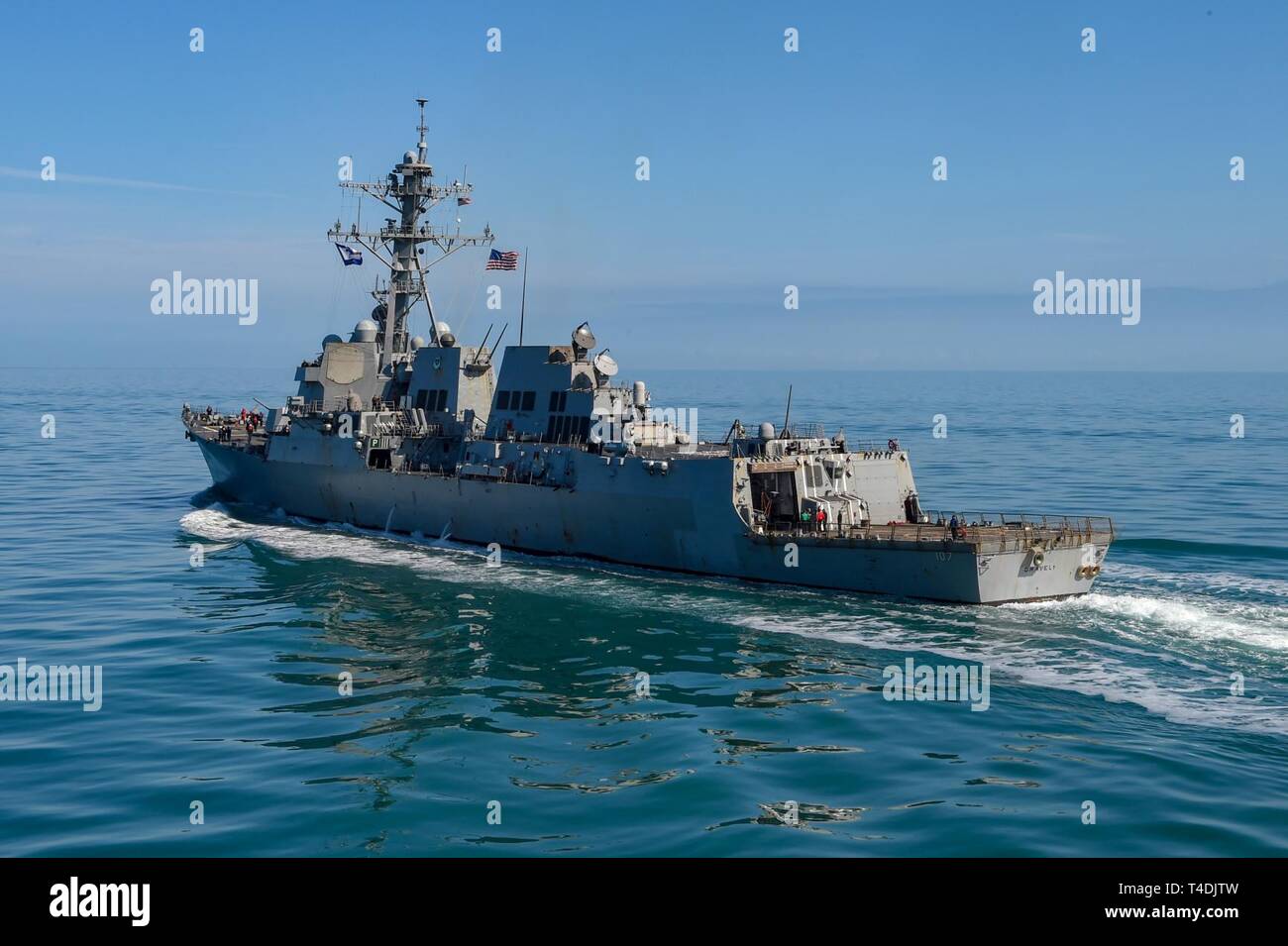 SEA (March 27, 2019) The guided-missile destroyer USS Gravely (DDG 107 ...