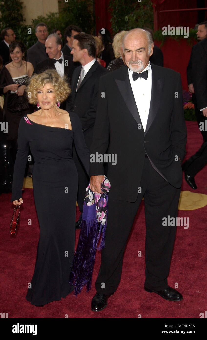LOS ANGELES, CA. February 29, 2004: SEAN CONNERY & wife at the 76th ...