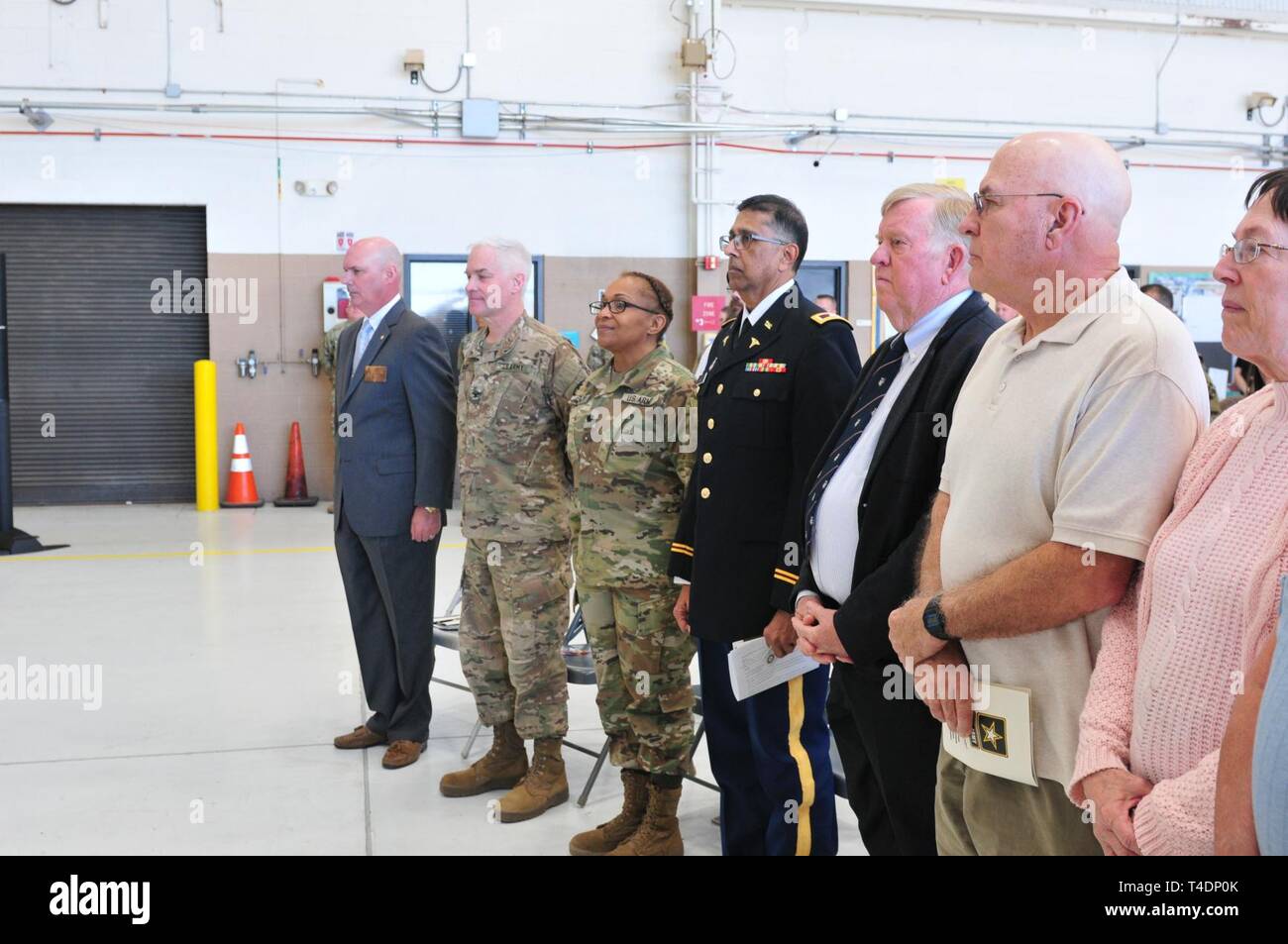 7220th medical support unit farewell ceremony hi-res stock photography ...