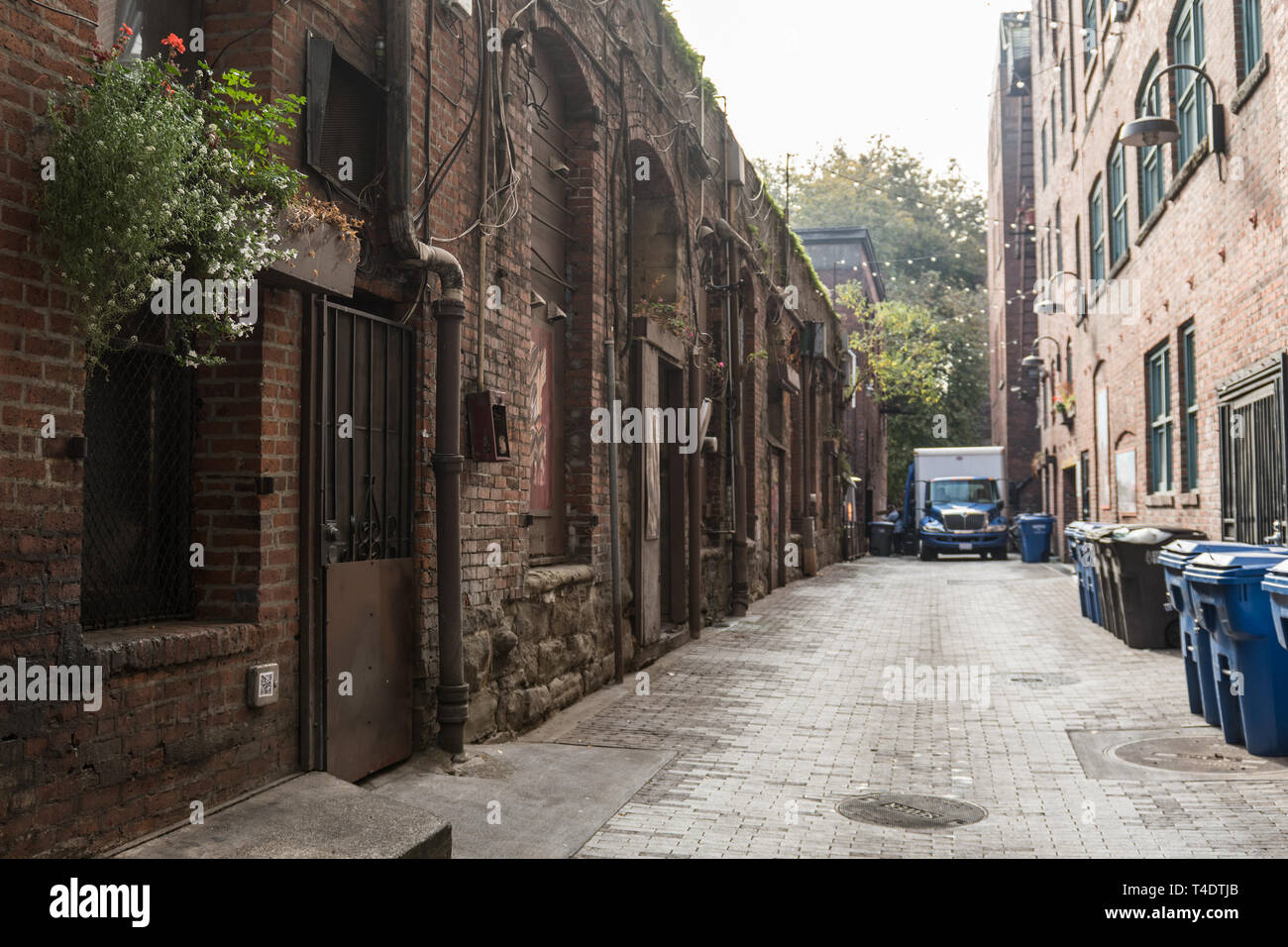 Back of an old building in downtown Seattle Stock Photo - Alamy