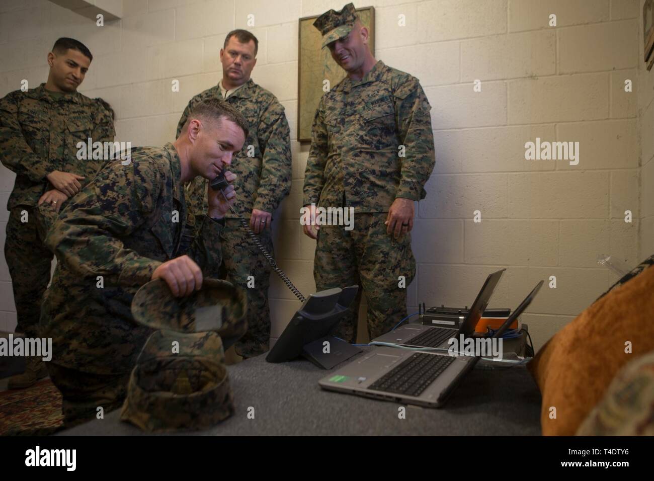 Combat logistics regiment 27 hi-res stock photography and images - Alamy