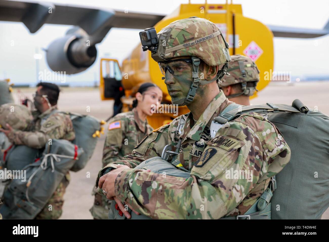 U.S. Army Staff Sgt. Stephen Benner, with 982nd Combat Camera (Airborne ...