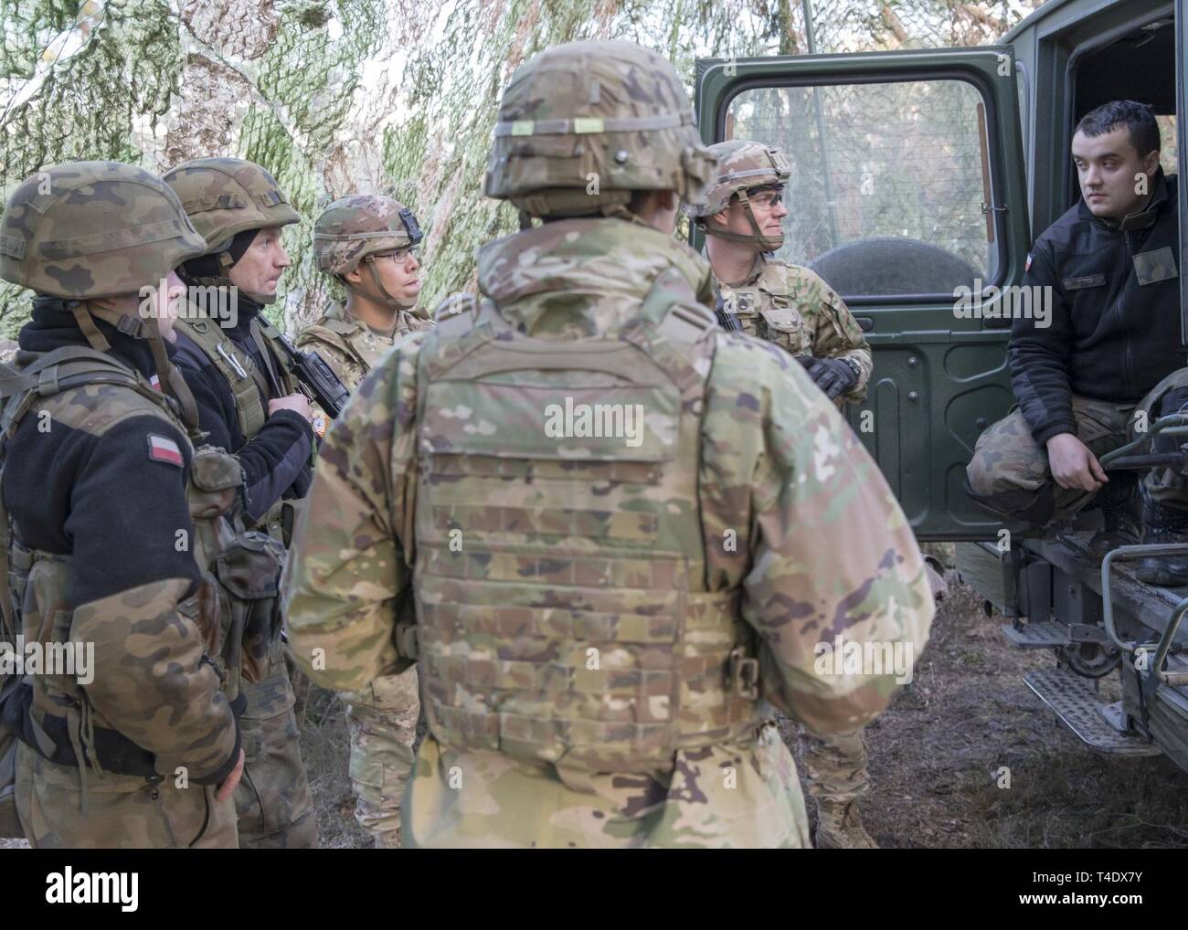Polish u s army soldiers hi-res stock photography and images - Alamy