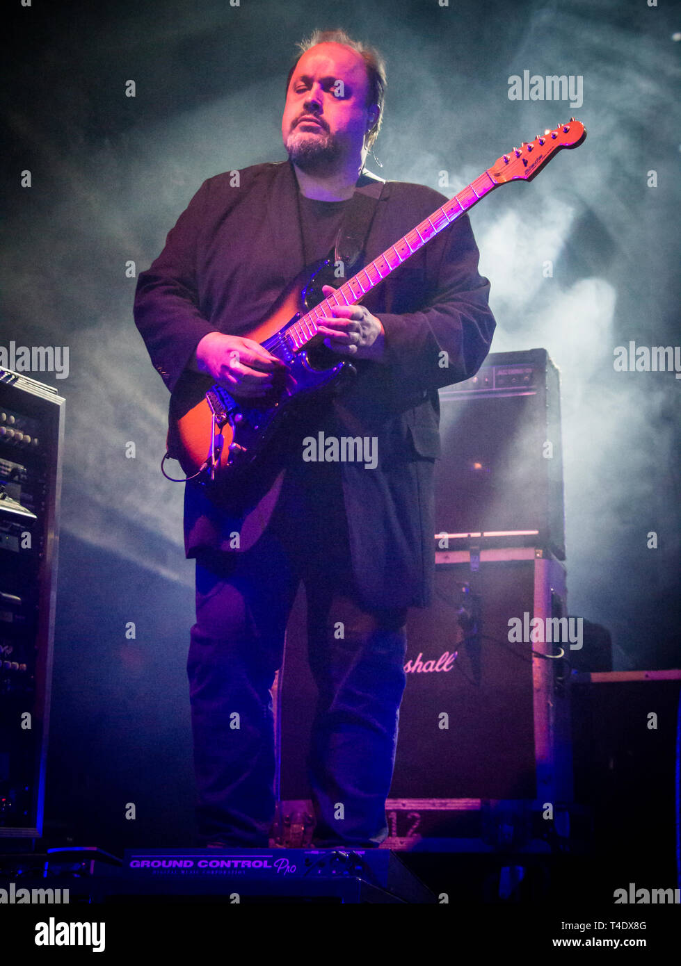 Marillion vocalist hi-res stock photography and images - Alamy