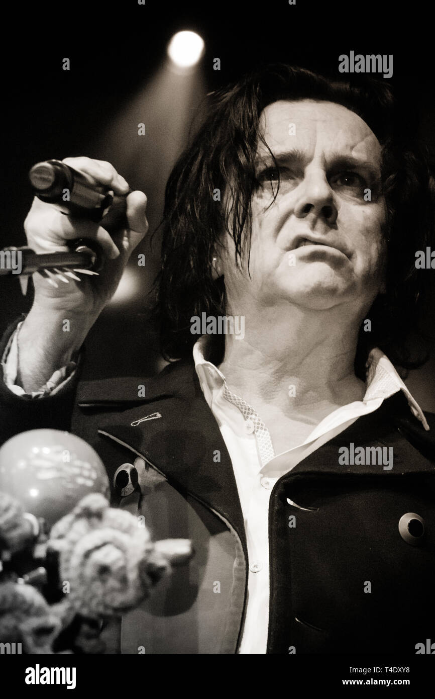 Marillion vocalist hi-res stock photography and images - Alamy