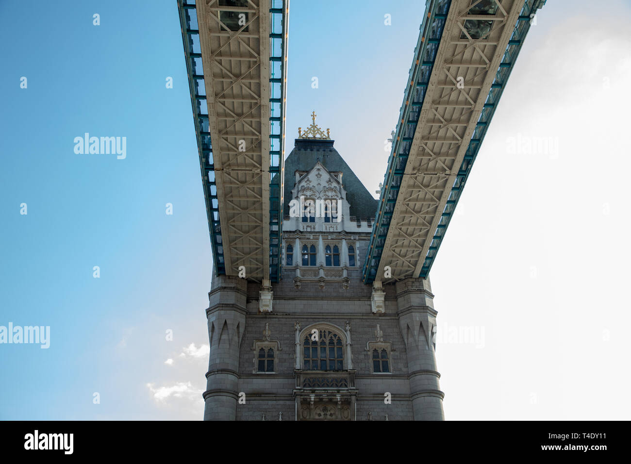 Two bascule bridges hi-res stock photography and images - Alamy