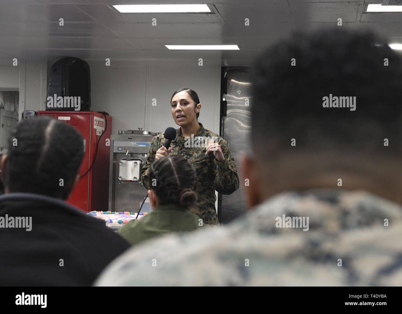 OCEAN (March 27, 2019) U.S. Marine Corps Master Sgt. Felicia Contreras ...