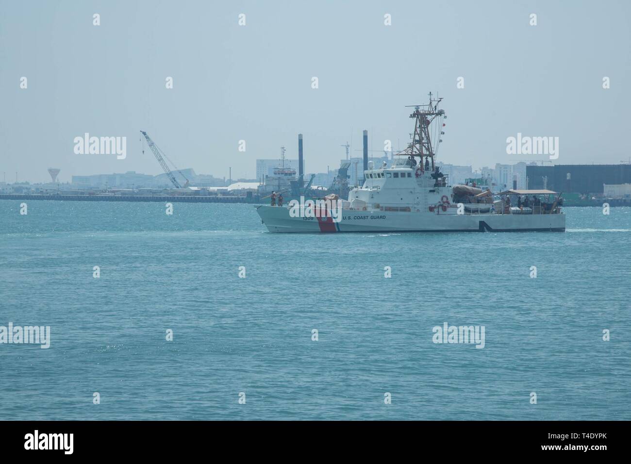 DOHA, Qatar (March 22, 2019) The Island-class patrol boat USCGC ...