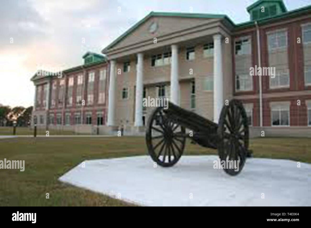 A canon sits outside the 3rd Infantry Division headquarters at Fort ...