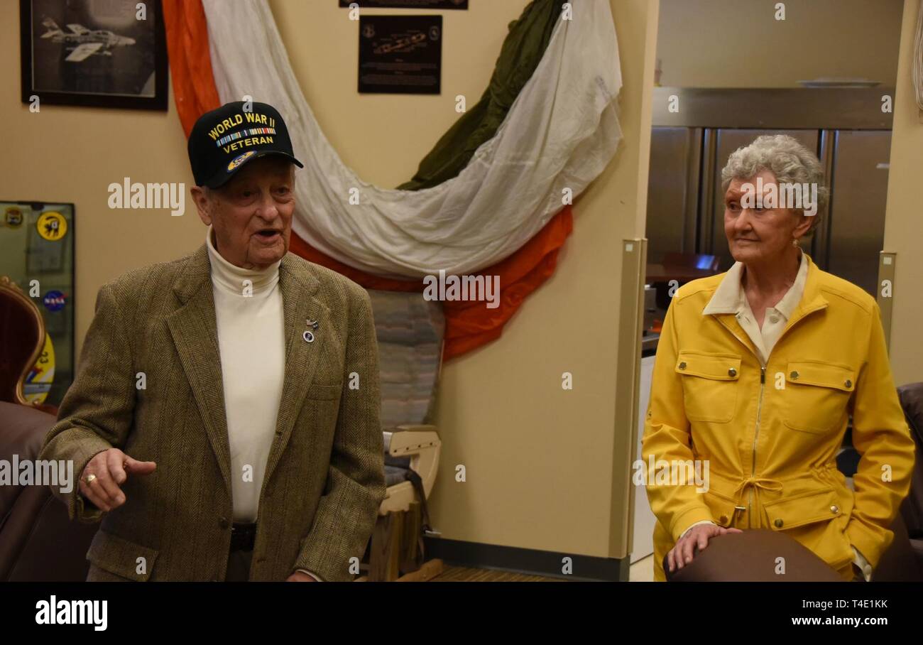 Former U.S. Air Force Capt. Jerry Neal, left, a bomber pilot in World ...