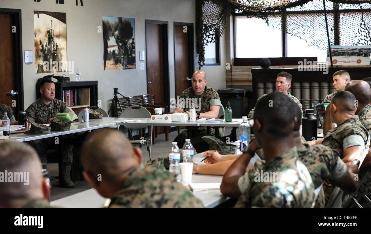 Sgt maj of the 11th marines hi-res stock photography and images - Alamy