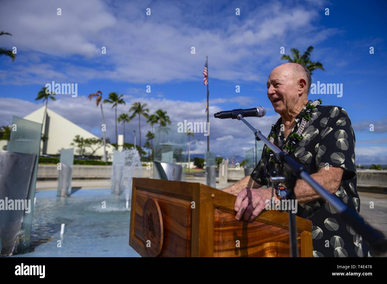 Tim Guard, a Navy Vietnam War veteran and Bronze Star recipient, thanks ...
