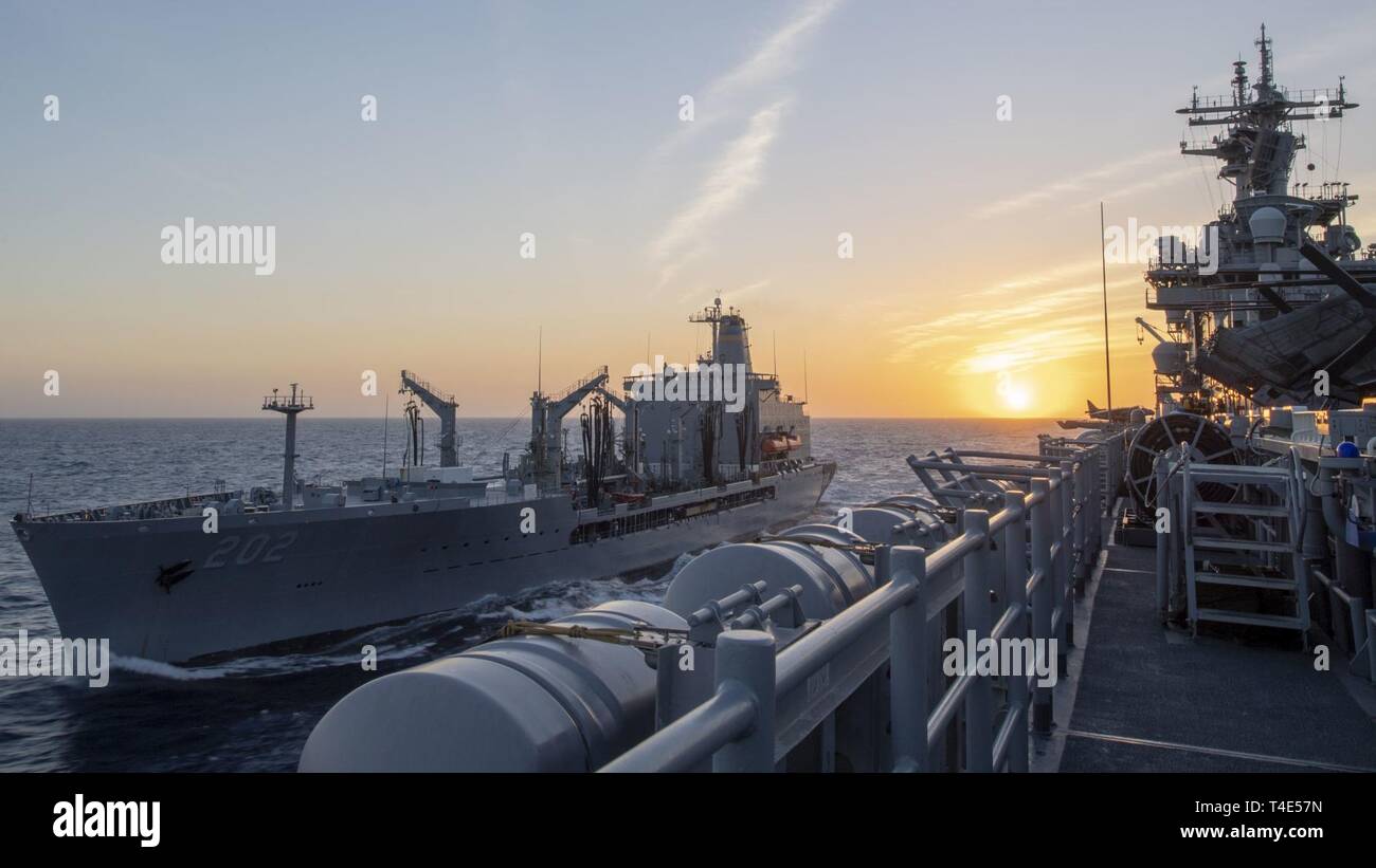 OCEAN (March 29, 2019) Amphibious assault ship USS Boxer (LHD 4 ...
