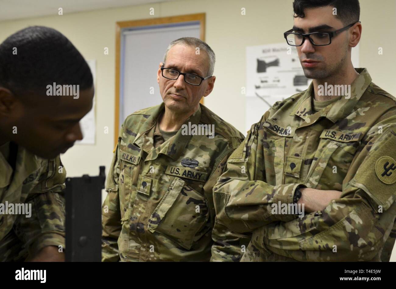 U.S. Army Reserve Spc. Devin Shunia (right) and Spc. Aaron Kulkis (left ...