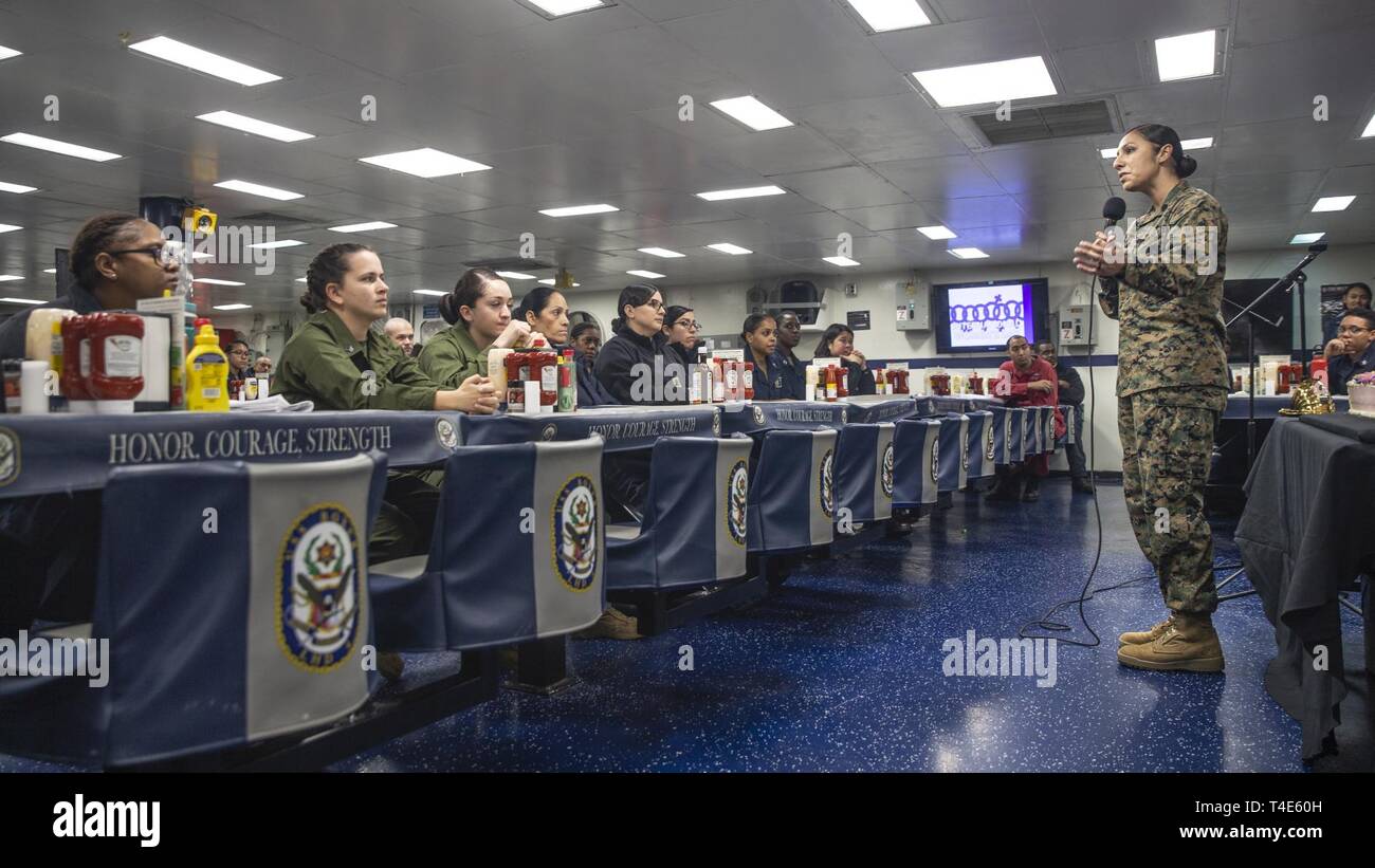 PACIFIC OCEAN (March 27, 2019) U.S. Marine Corps Master Sgt. Felicia ...