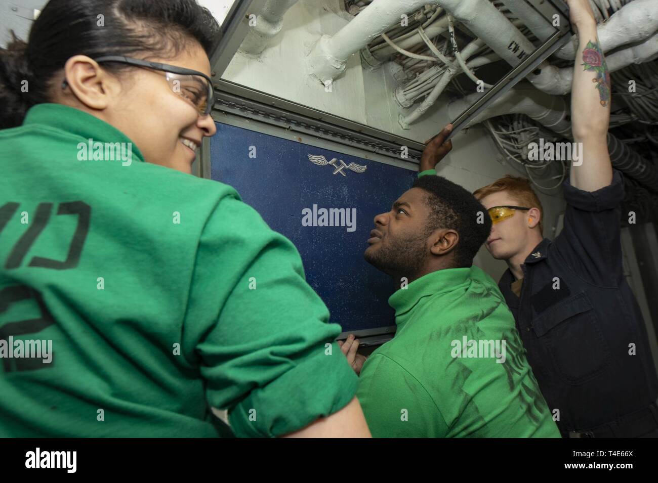 ATLANTIC OCEAN (March 31, 2019) Aviation Structural Mechanic 3rd Class ...