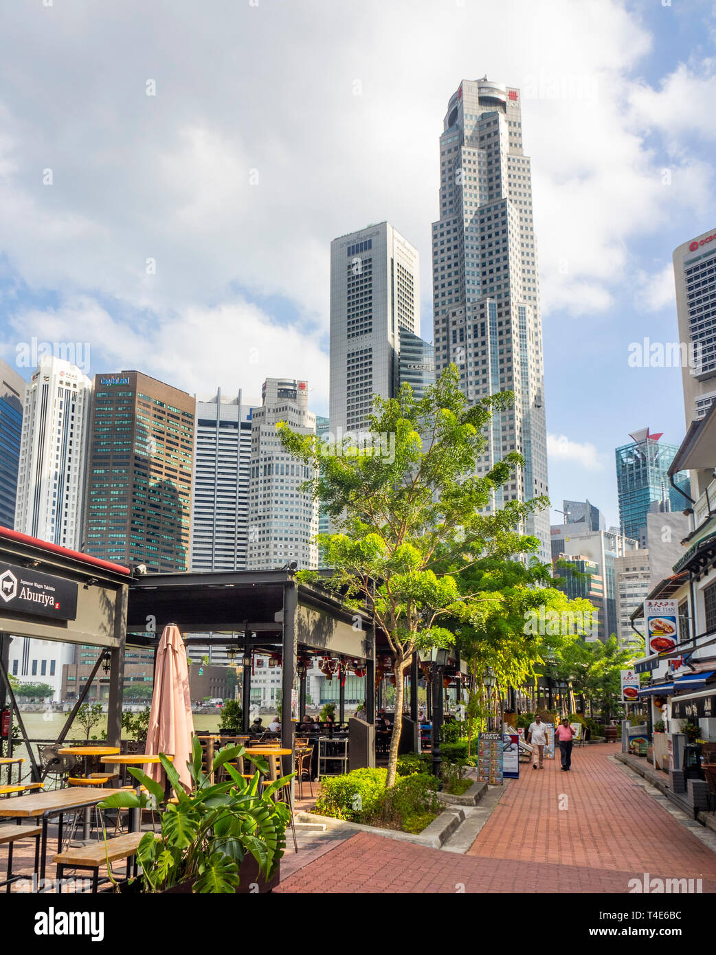 Downtown Singapore with Boat Quay and Towers and Skyscrapers of ...