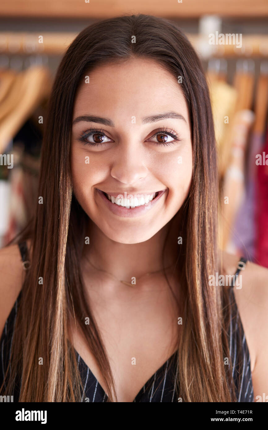 Successful customer hi-res stock photography and images - Alamy