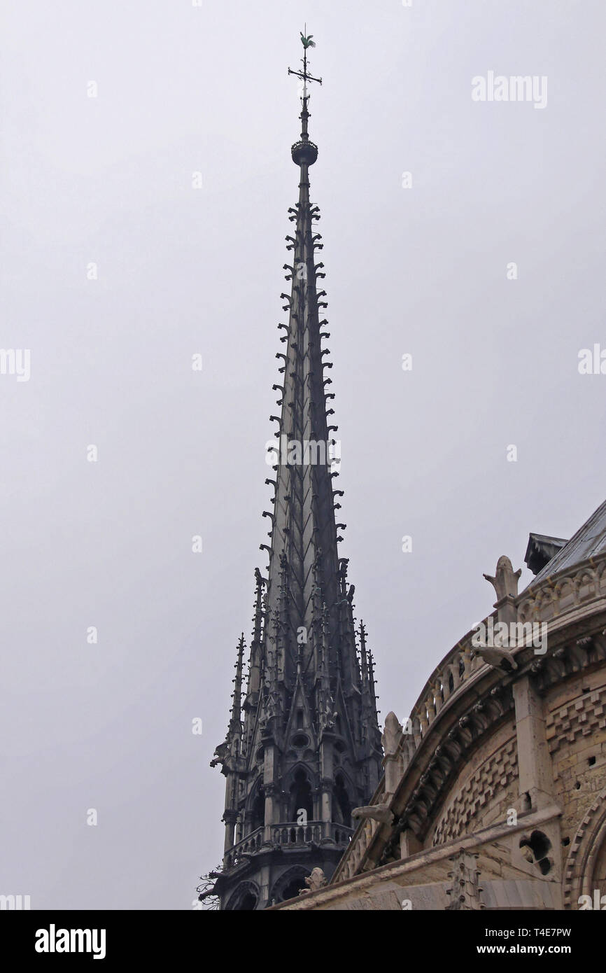 Notre dame spire hi-res stock photography and images - Alamy