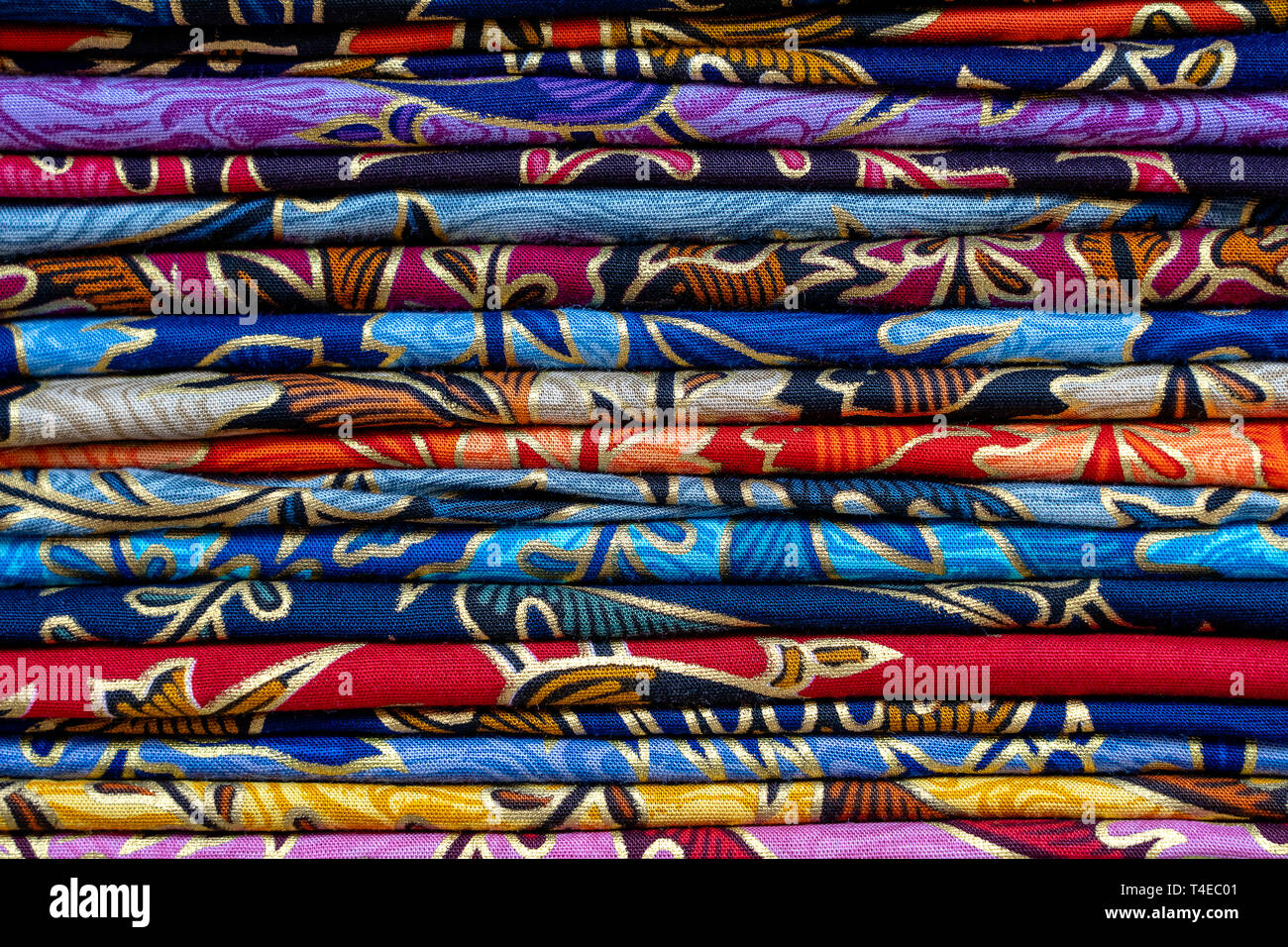 Cotton batik sarong hi-res stock photography and images - Alamy