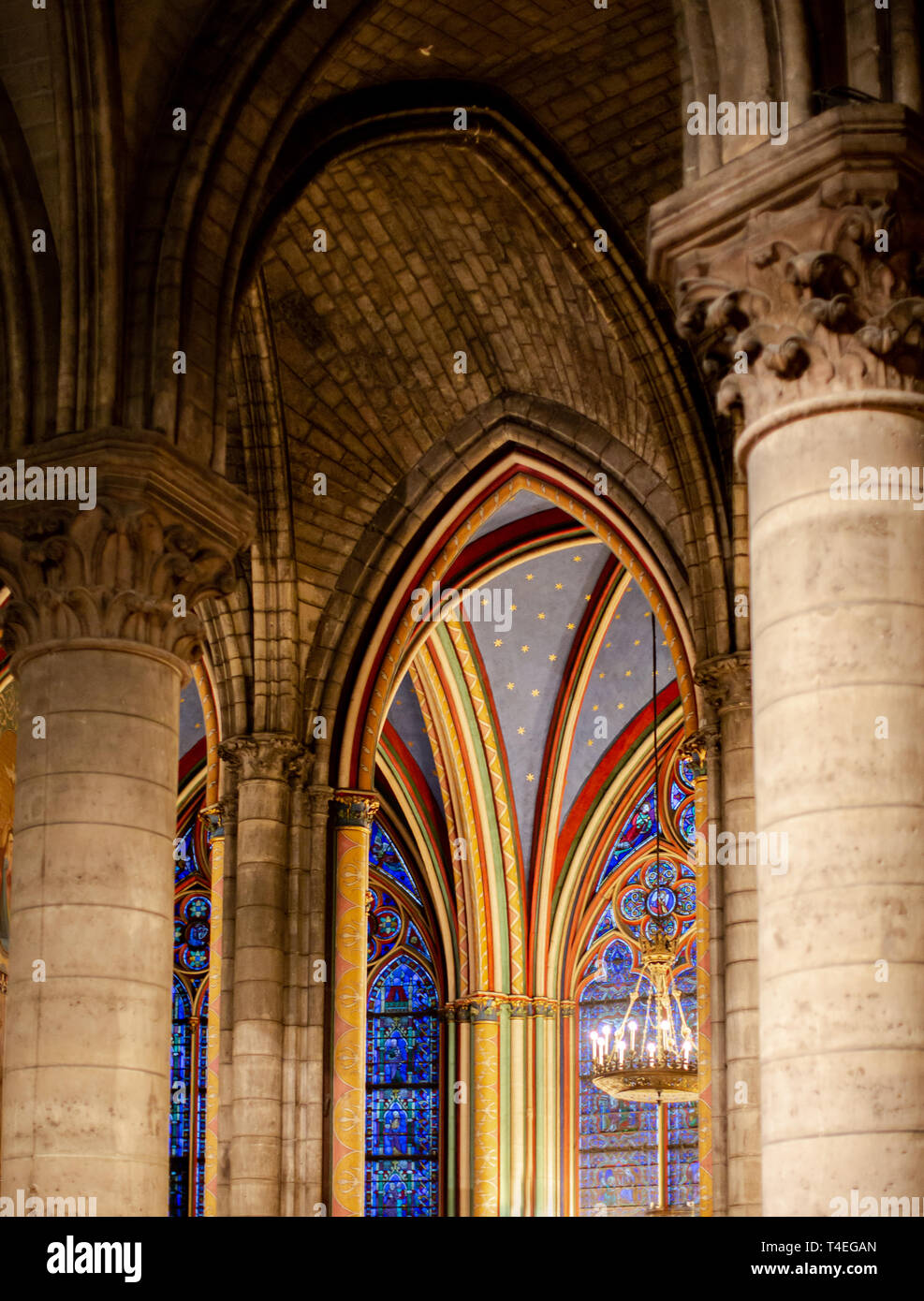 The beautiful stained glass windows inside Notre Dame, Cathedral, Paris ...