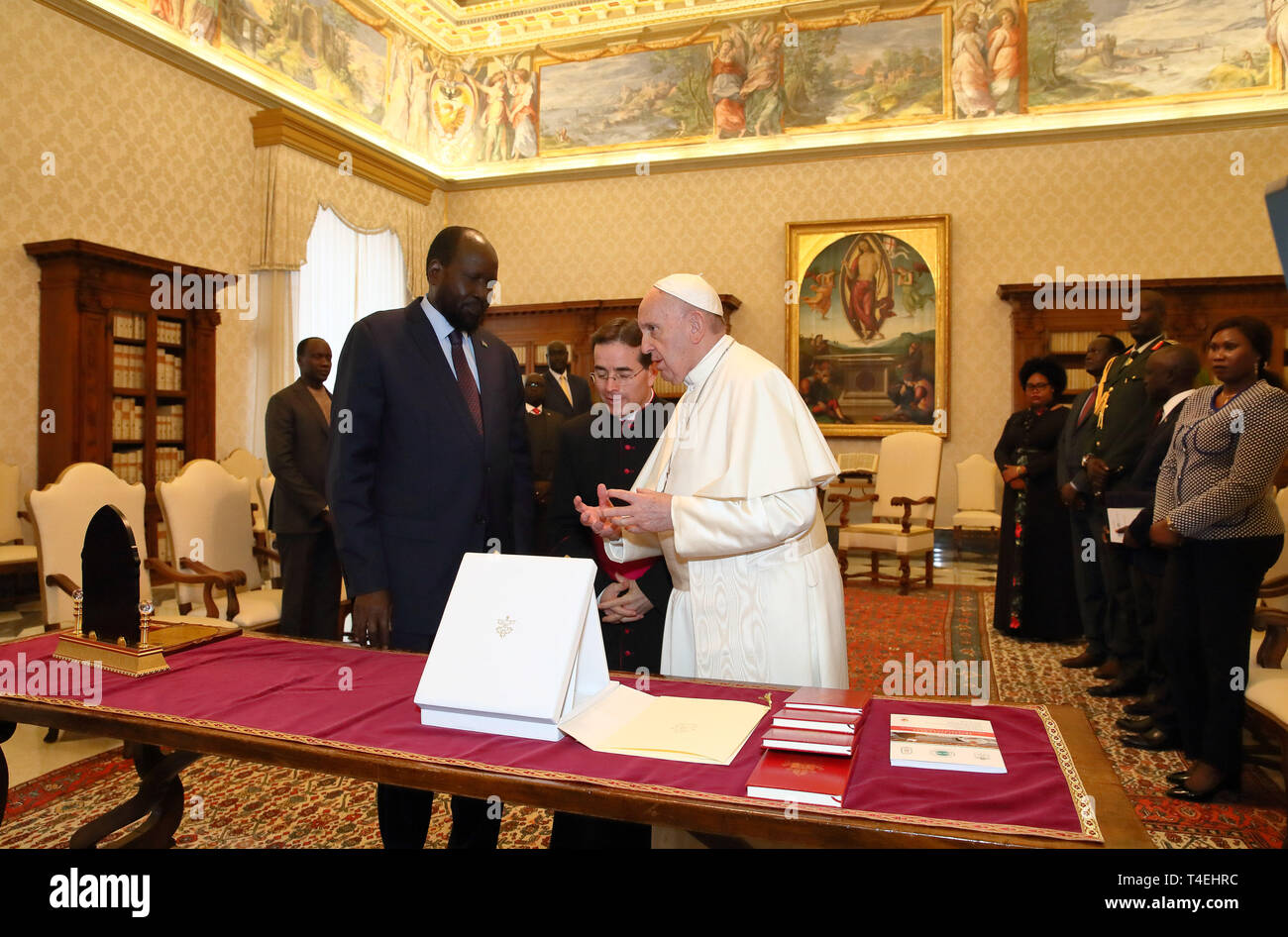 Salva kiir mayardit hi-res stock photography and images - Alamy