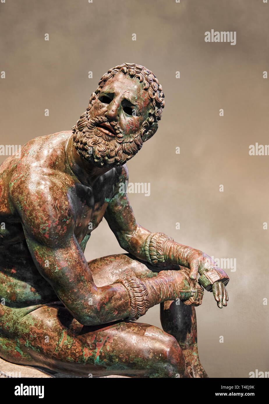 Bronze boxing statue boxer hi-res stock photography and images - Alamy