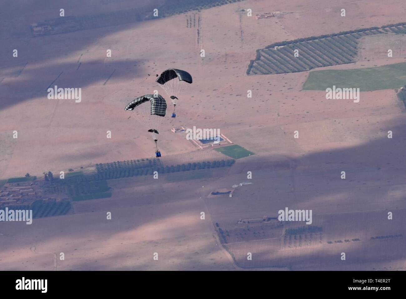 Joint precision aerial delivery system hi-res stock photography and ...