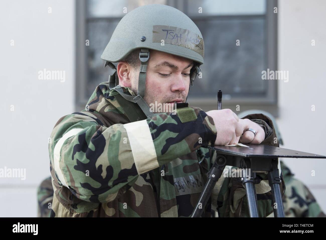 Chemical agent detector paper hi-res stock photography and images - Alamy