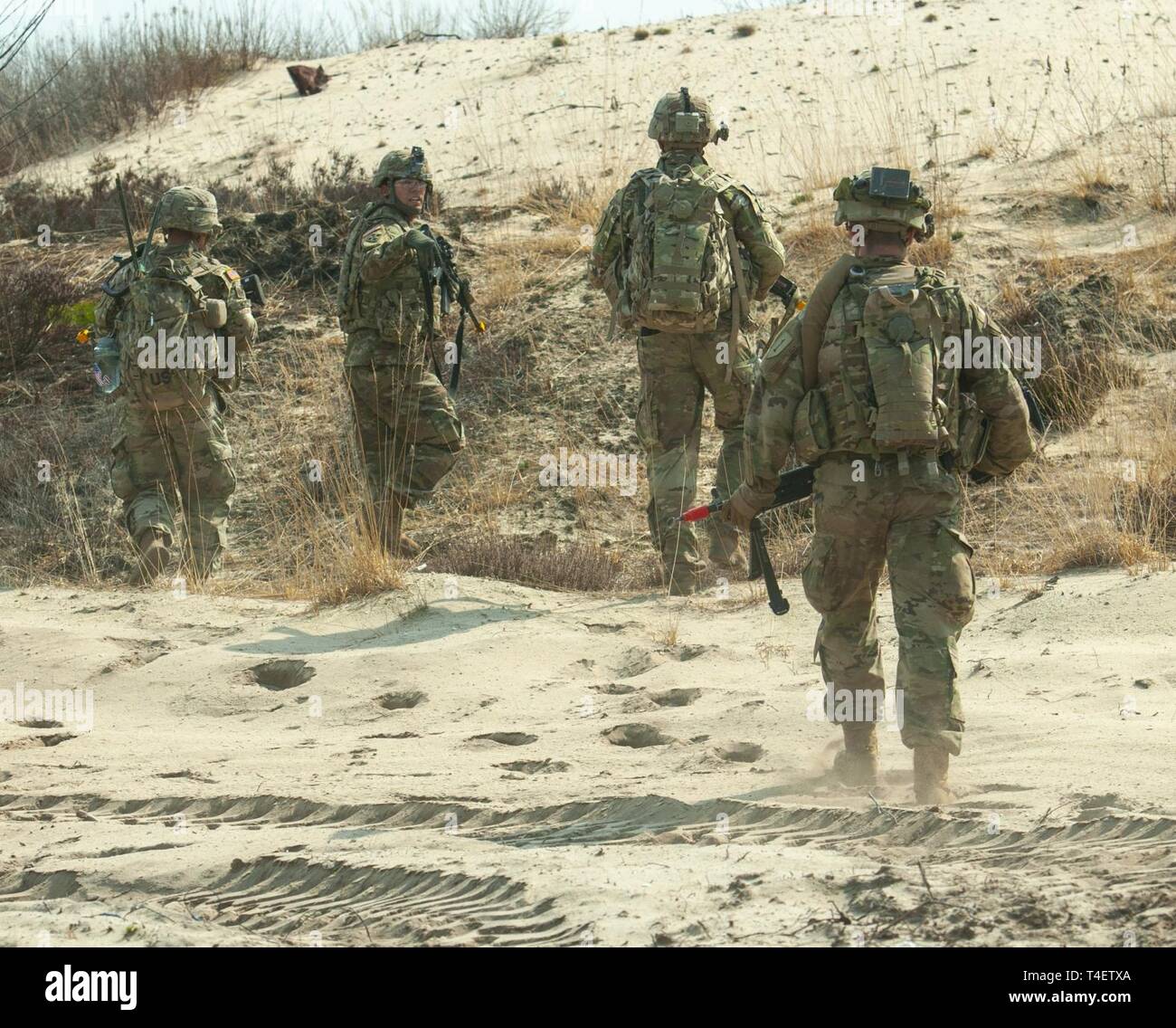 Cavalry Scouts assigned to 1st Platoon, Bravo Company, 1st Squadron ...