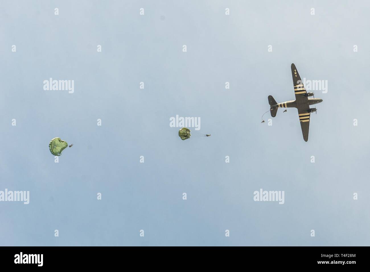 Fryar field drop zone hi-res stock photography and images - Alamy