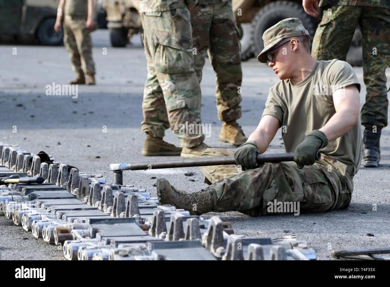 V3 division hi-res stock photography and images - Alamy