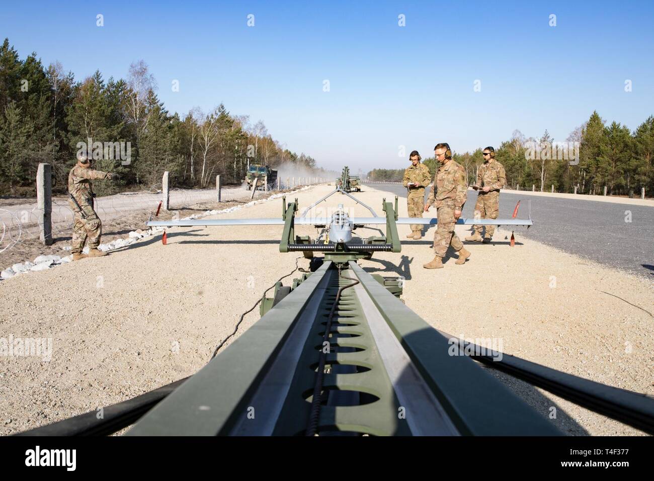 Soldiers with the 1st Engineer Battalion, 1st Armored Brigade Combat ...