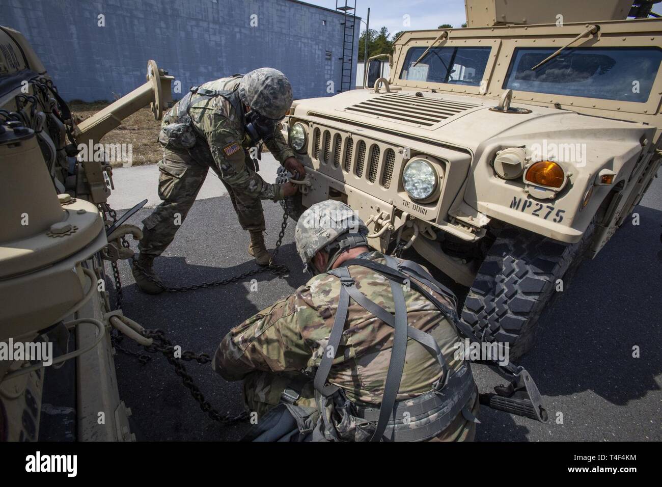 Tow chains hi-res stock photography and images - Alamy